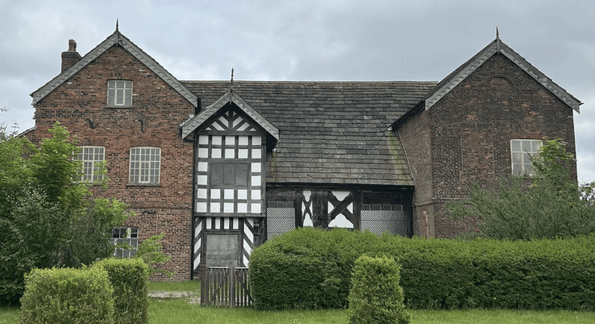 A Unique 13th-Century Building in Manchester - manchester-future.com